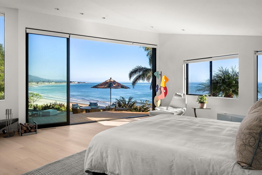 Padaro Lane Oceanfront Luxury Compound - Office, Gym & Cabana - Toro ...