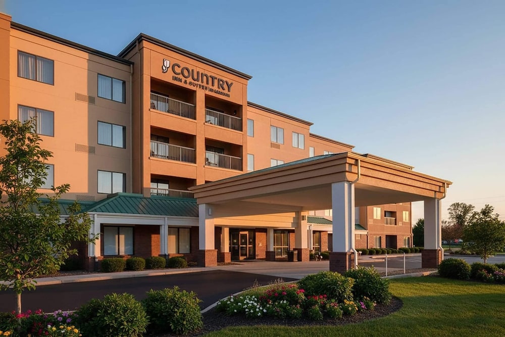 Country Inn & Suites By Radisson, Brown Deer - Milwaukee North - Milwaukee, WI