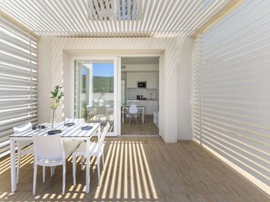 Apartamento, 1 quarto | Sala de jantar