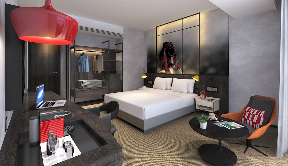 Radisson Red Cebu Mandaue - Cebu