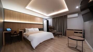 Business Suite | Roupa de alta qualidade, Wi-fi grátis, roupa de cama fornecida