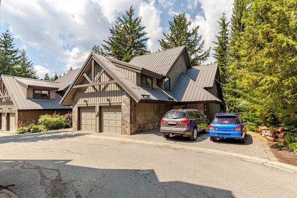 Crystal Ridge By Whistler Retreats - Whistler Blackcomb