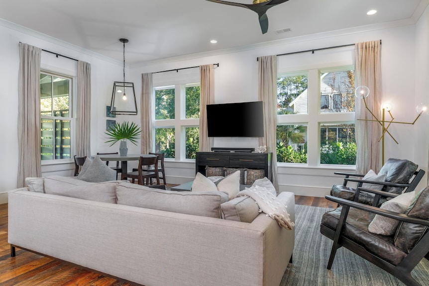 Cozy Fireplace On The Porch + Bunk Room, Close To Moreland Treehouse - 布拉夫頓