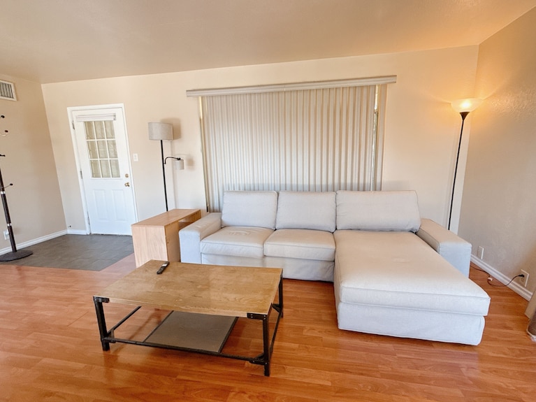 Spacious 4-bedroom House In Fantastic Duarte With Ac - Azusa, CA