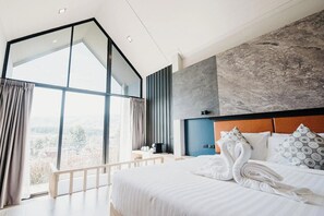 Villa, banheira | Minibar, cofre no quarto, secretária, Wi-fi grátis 