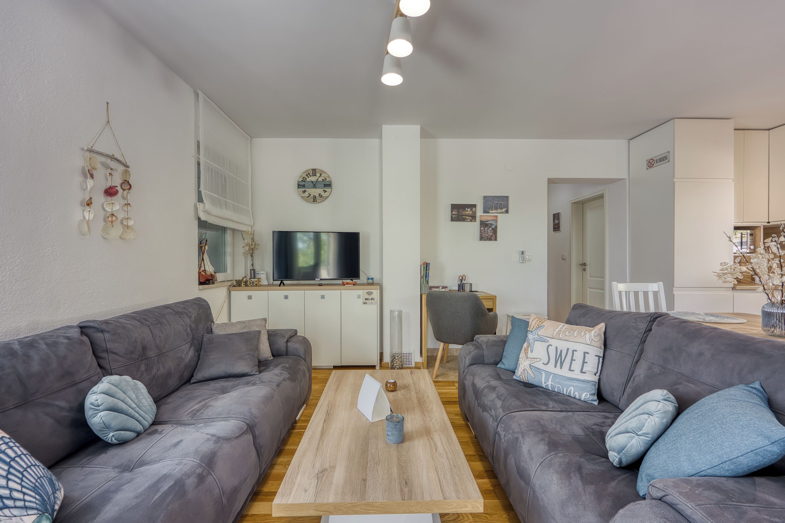 Villa Ancora - Merope Apt /W Jacuzzi & Terrace, Nerezine, Croatia - Cres
