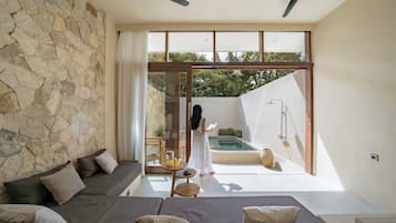 Vila, 3 quartos, varanda, vista para a piscina | Área de estar | Smart speakers