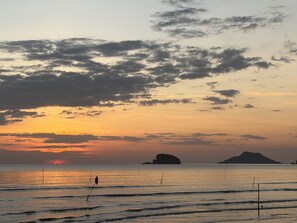 Praia particular, areia branca 