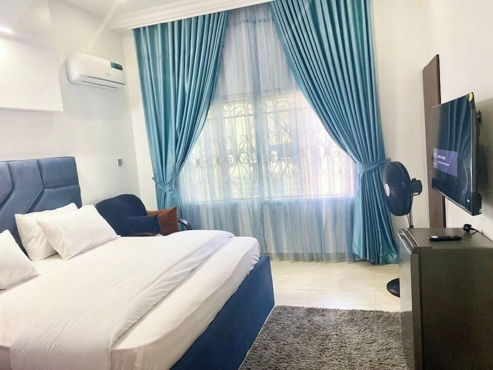 Akorest Hotel And  Apartment - Abuja