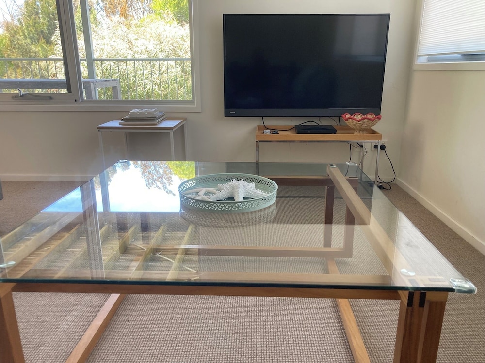 20 Bradley - Coles Bay