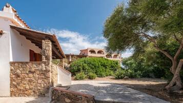 Apartamento, 1 quarto, varanda, vista para o jardim | Área da propriedade