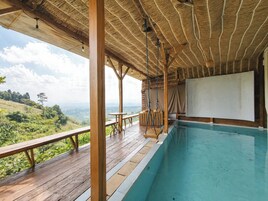 Quarto Júnior | Piscina privativa