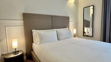 Cofres nos quartos, cortinas blackout, Wi-Fi de cortesia