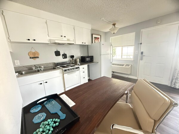 Naval Suites By Fairbridge - Bremerton, WA