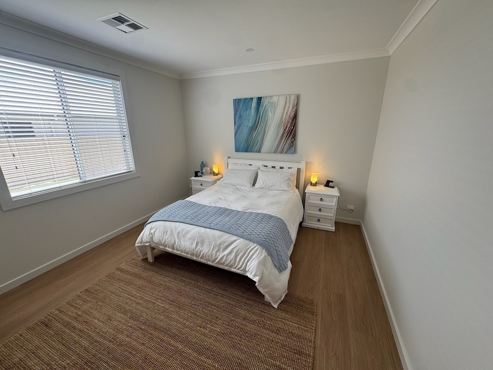 Caddyshack Port Hughes - Amazing Golf Course Views - Port Hughes | Stayz