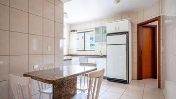 Apartamento básico | Opções para refeição