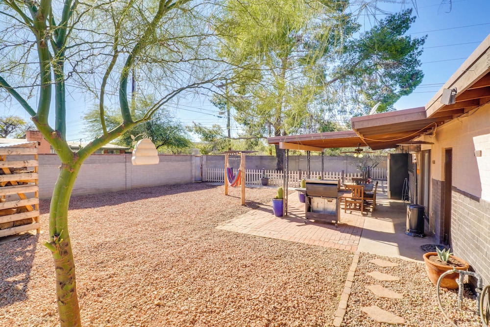 Half-mi To Loop Access! Private Tucson Hideaway - Tucson, AZ