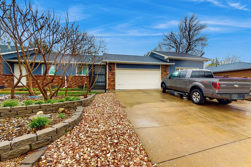 Renovated 1br Apartment By 40-acre Park W/ Ac - Greeley, CO