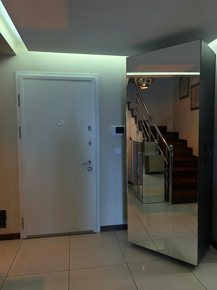 Cozy Penthouse In Elysium - Estambul