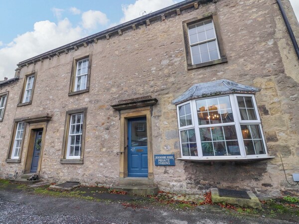 Devonshire House - Settle