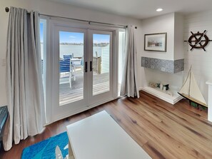 Turtle BAYcation | Little Bay Views, Boat Dock Reviews, Deals & Photos ...