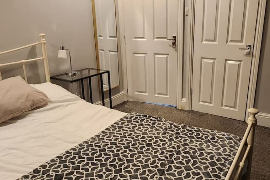 Serene Homes Sheffield | Peaceful Ensuite Velux Room For Rest & Focus - Derbyshire