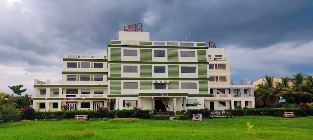 Utsav Hotel And Resorts - Burhanpur