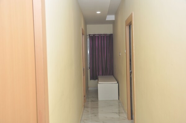 Vrindavan Hotel - Chhapra