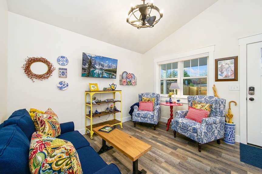 City Park Bungalow Pet Friendly W/ Dog Run - 포트콜린스