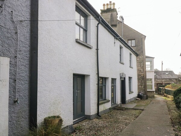 No.2 The Flags - Grange-over-Sands