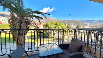 Apartamento de Luxo, varanda, Vista para a cidade | Vista do quarto