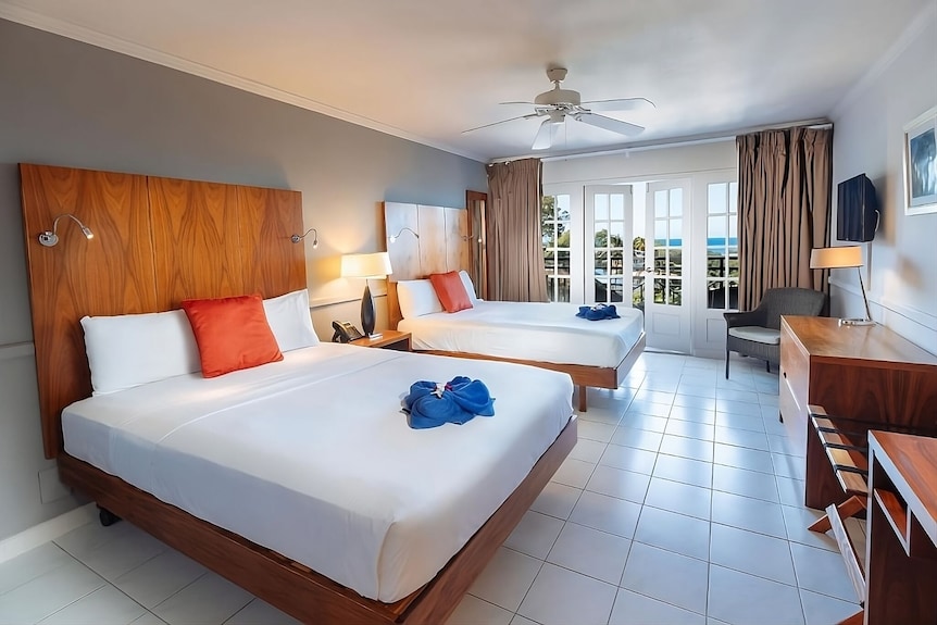 2 Units | Ultimate Relaxation With Scenic Views & Beach Access In St. Lucia - Saint Lucia