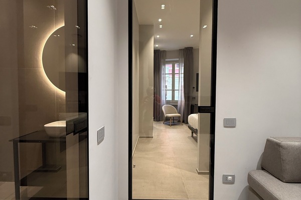 Apartamento superluxo, vista para a cidade | Cortinas blackout, ferros/tábuas de passar roupa, Wi-Fi de cortesia