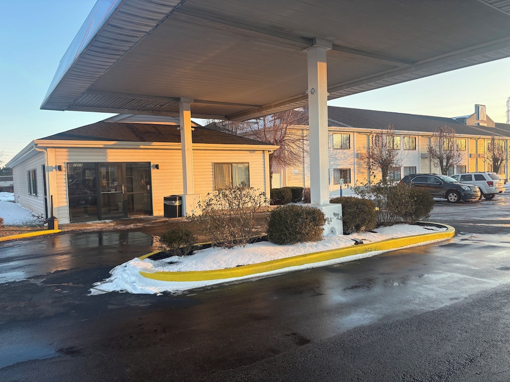 Red Roof Inn Kokomo - Kokomo, IN