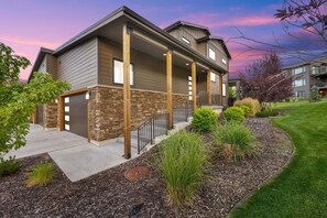 Bear’s Den: Gateway to Snowbasin, Powder Mountain and Ogden Valley ...