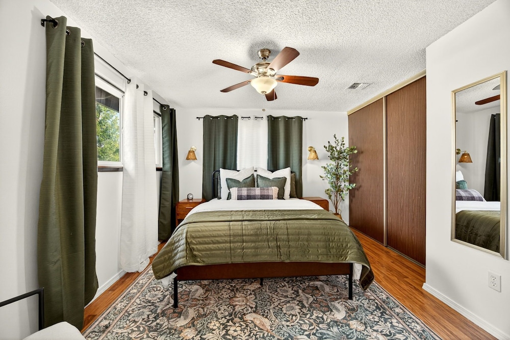 Starwood Sanctuary - Jacksonville, OR