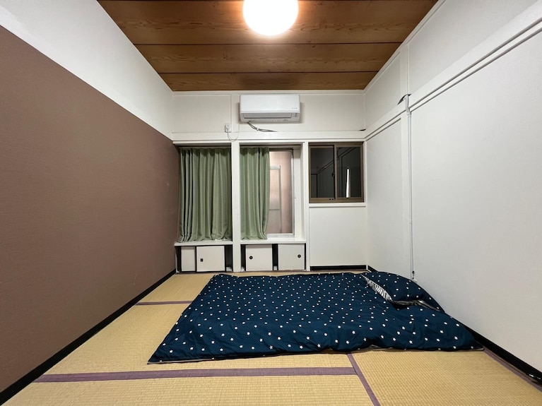 Located In Bunkyo-ku, 30 Mins From Shinjuku & 30 Mins From Ueno, Rikugien Core Of Tokyo, 30 Mins From Shinjuku & Ueno, Large - Akihabara