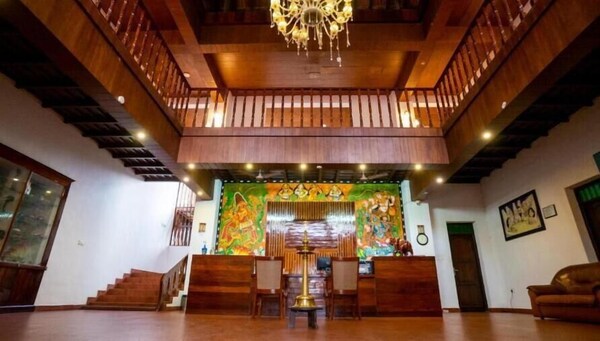 Kumarakom Heritage Resort & Ayurveda - Kumarakom