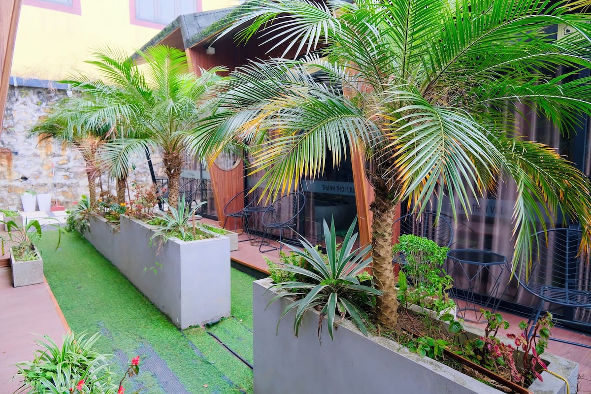 Quarto Triplo em estilo japonês, vista para a montanha | Lençóis italianos Frette, roupas de cama premium