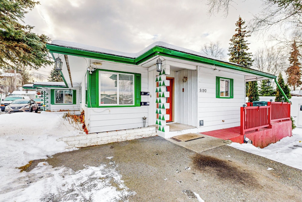 4br Dog-friendly Home & Close To Mountains - Anchorage, AK