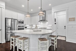 Catch of the Day – Coastal 30A Stay w/ Golf Cart, Bikes & Resort Pools ...