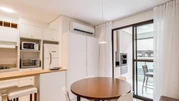 Apartamento Básico | Restaurantes