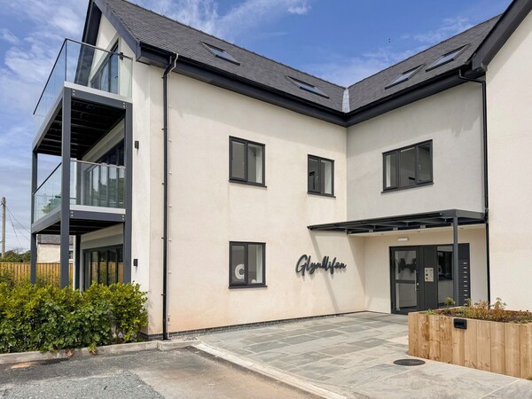 Glynllifon 6 - Benllech