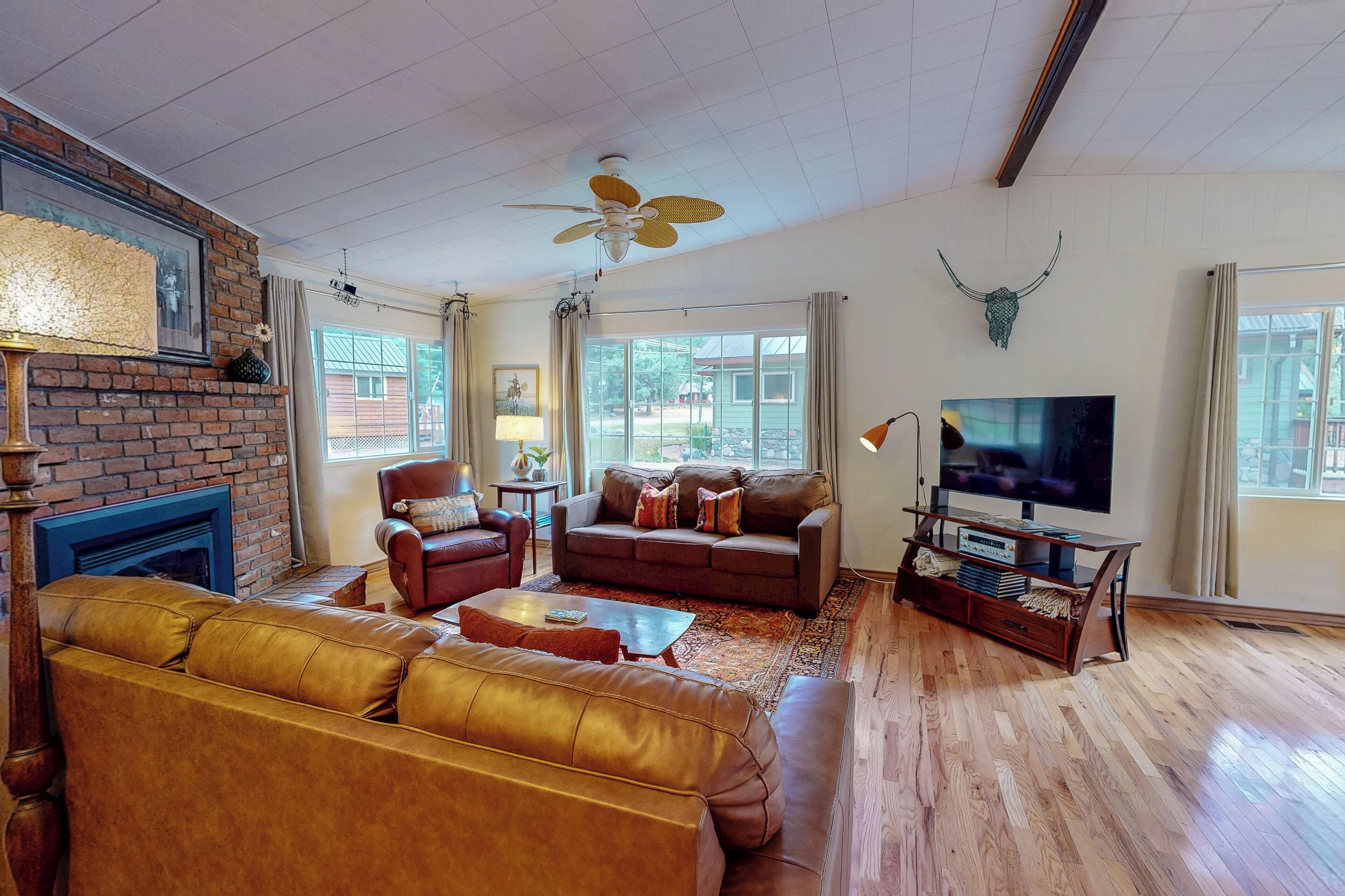 Riverbend | Riverfront Wallowa Lake Rental Near Tramway, Large Yard, Deck & Family-friendly Walkable Location - Joseph, OR