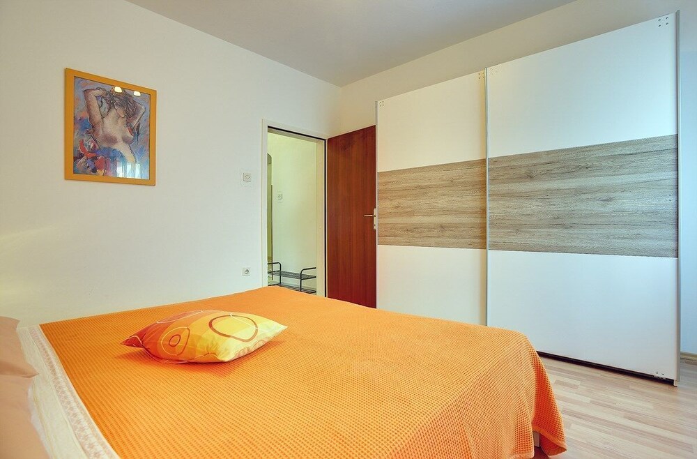 Apartments Danilo (16068-A1) - Medulin Reviews, Deals & Photos 2026 - Stayz