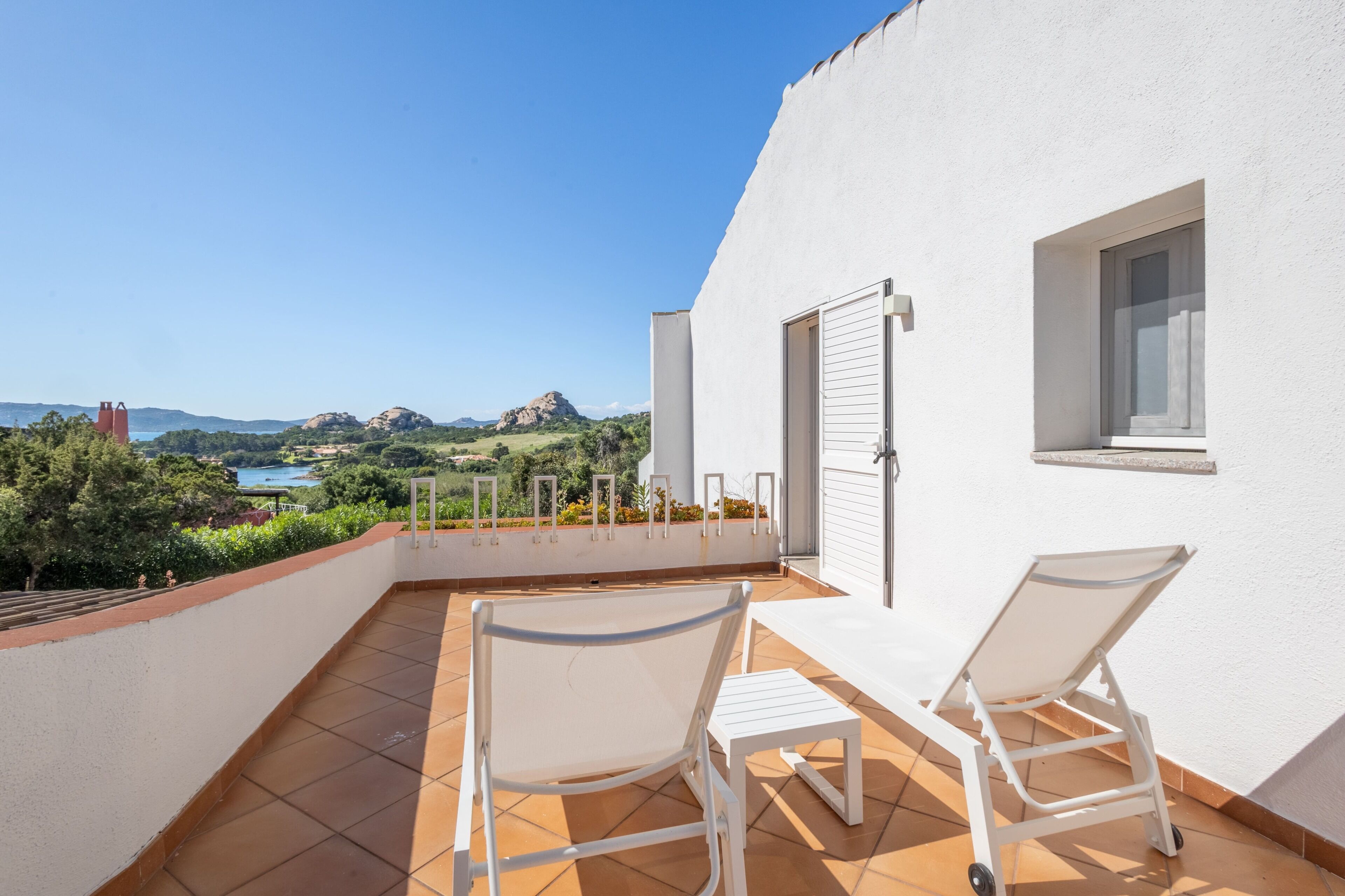 Quarto Duplo Premium, varanda, vista para o mar | Terraço/pátio interior
