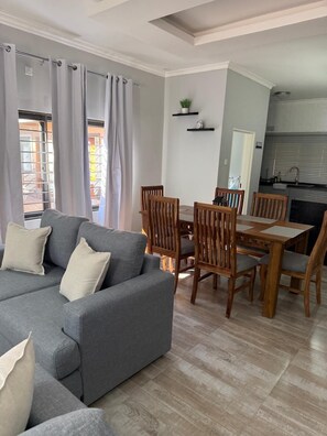 MY HOME Fabulous 2-bedroom house with AC in vibrant Lusaka Reviews ...