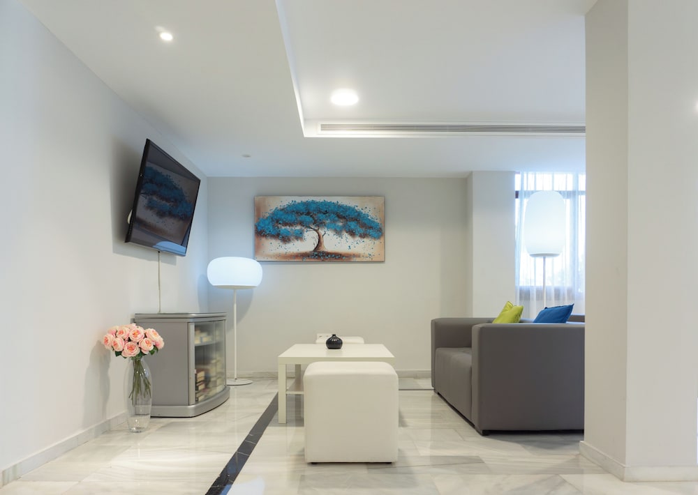 Apartamentos Los Jazmines - Torremolinos