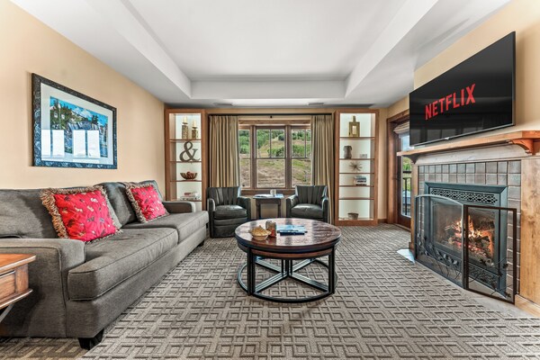 Lodge At Mountaineer Square - Colorado