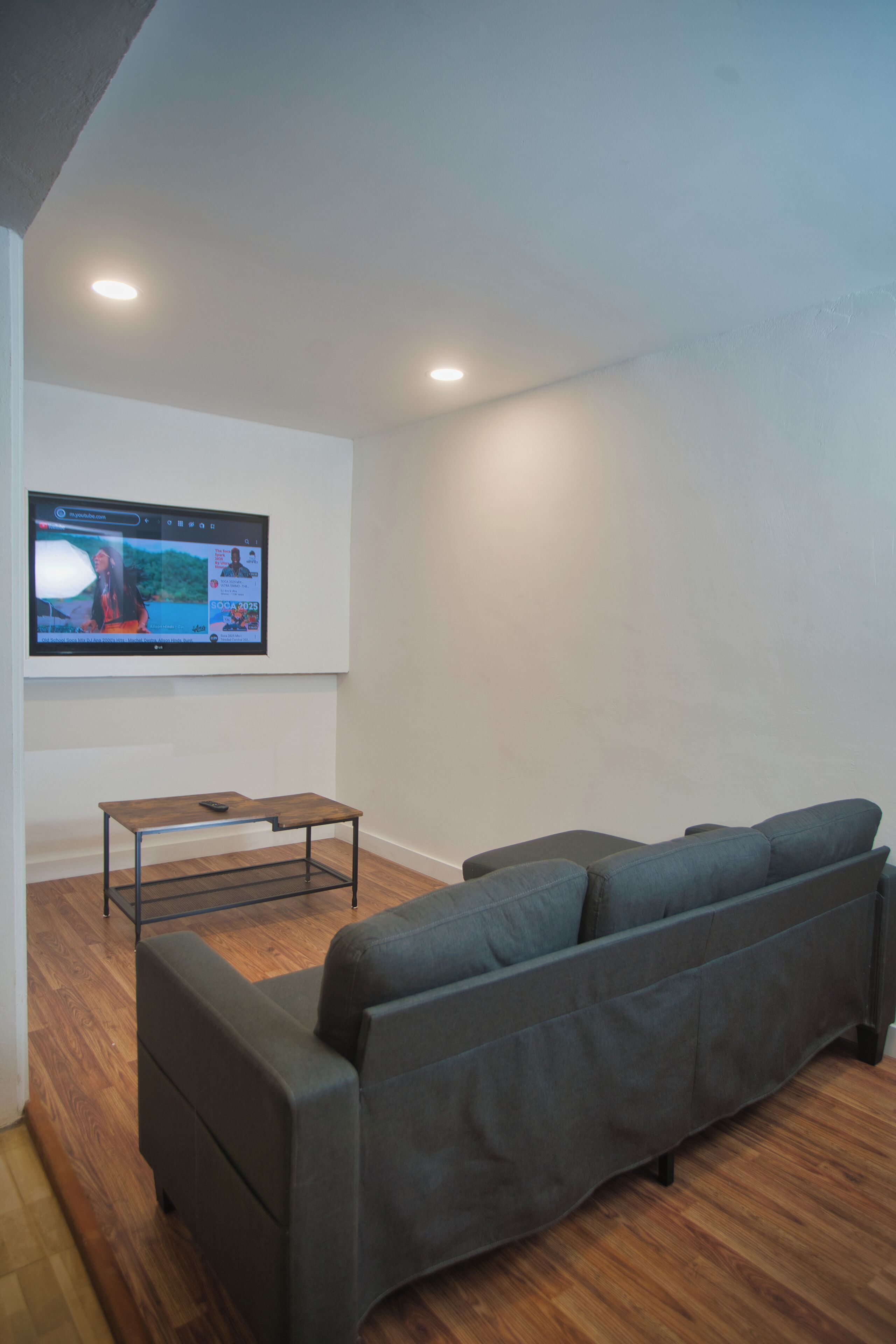 Modern 2br W/ Fast Wi-fi  Quiet  Close To Town  Free Parking - 도미니카 연방